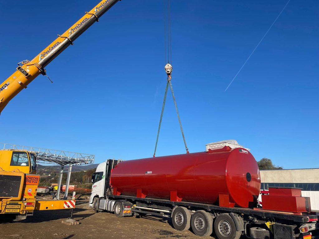 Double chamber underground tanks - Righetto Serbatoi