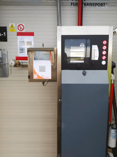 Avio storage tank with containerized system - Righetto Serbatoi